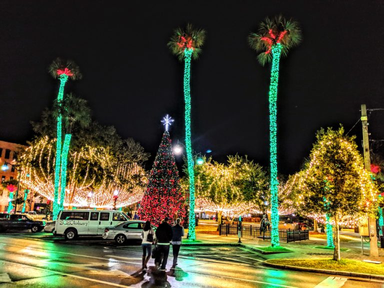 Holiday lights fill Old Courthouse Square in downtown Ocala - Ocala ...