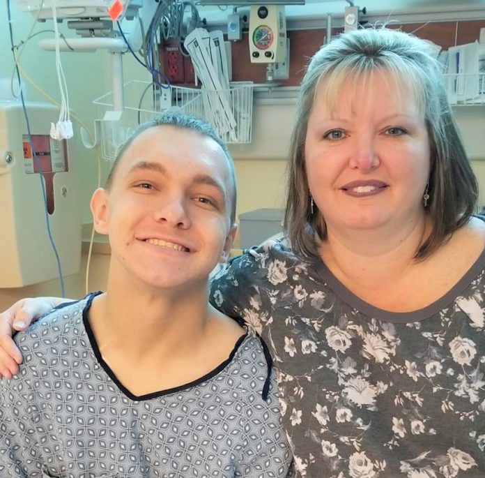 Belleview teenager who desperately needs kidney home after risky ...
