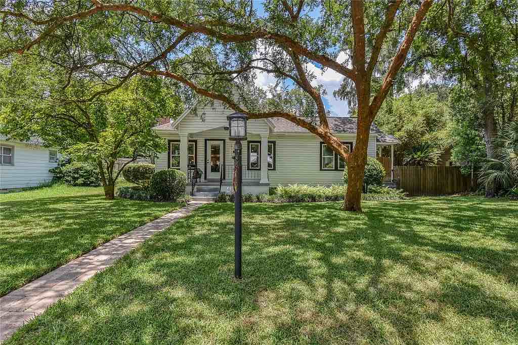 2/3 bungalow near Tuscawilla Park listed at $409,900 - Ocala-News.com