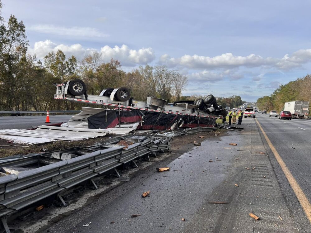 Semi-truck rollover slows traffic on I-75 in Marion County - Ocala-News.com