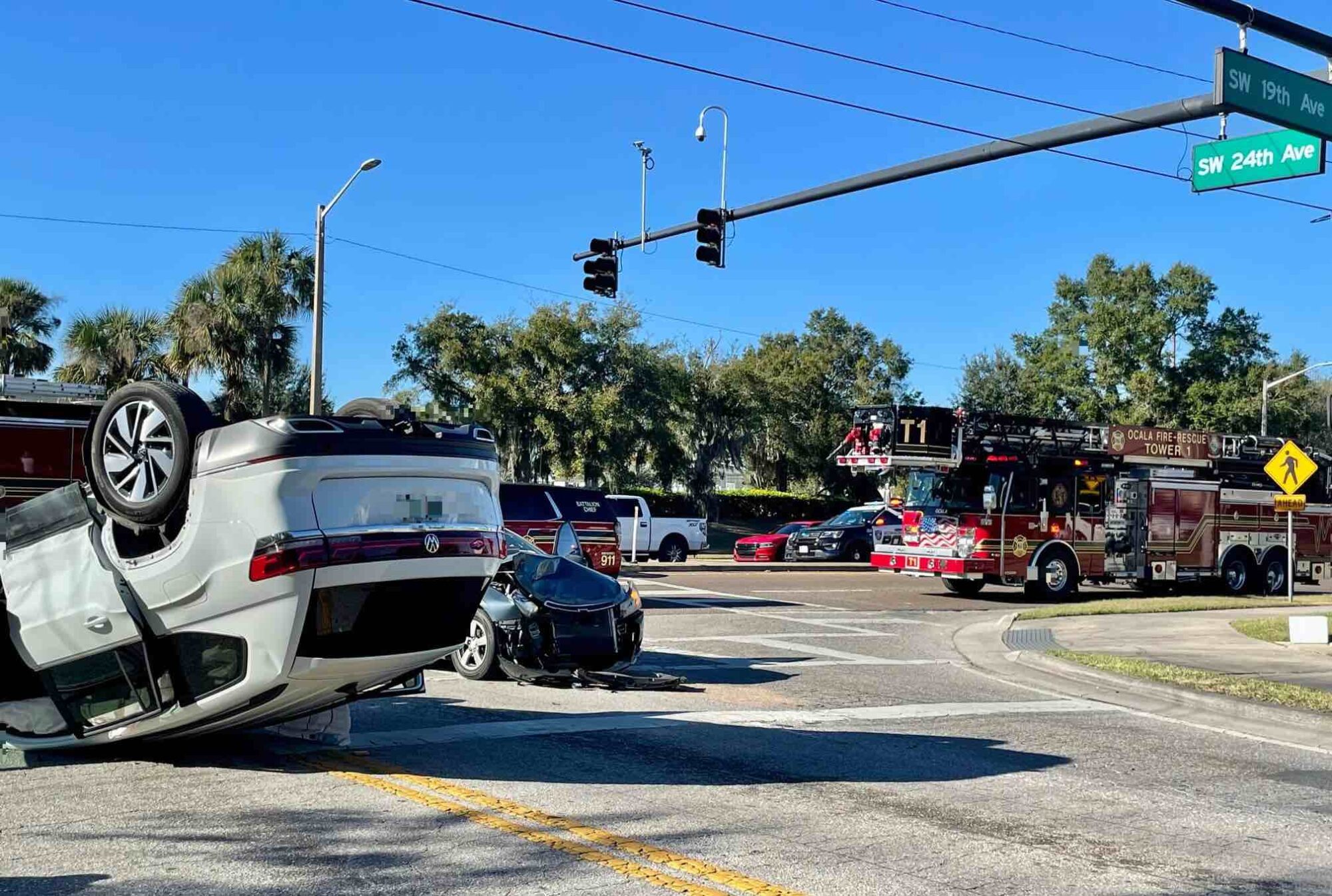 Rollover crash slows traffic on southwest Ocala roadway - Ocala-News.com
