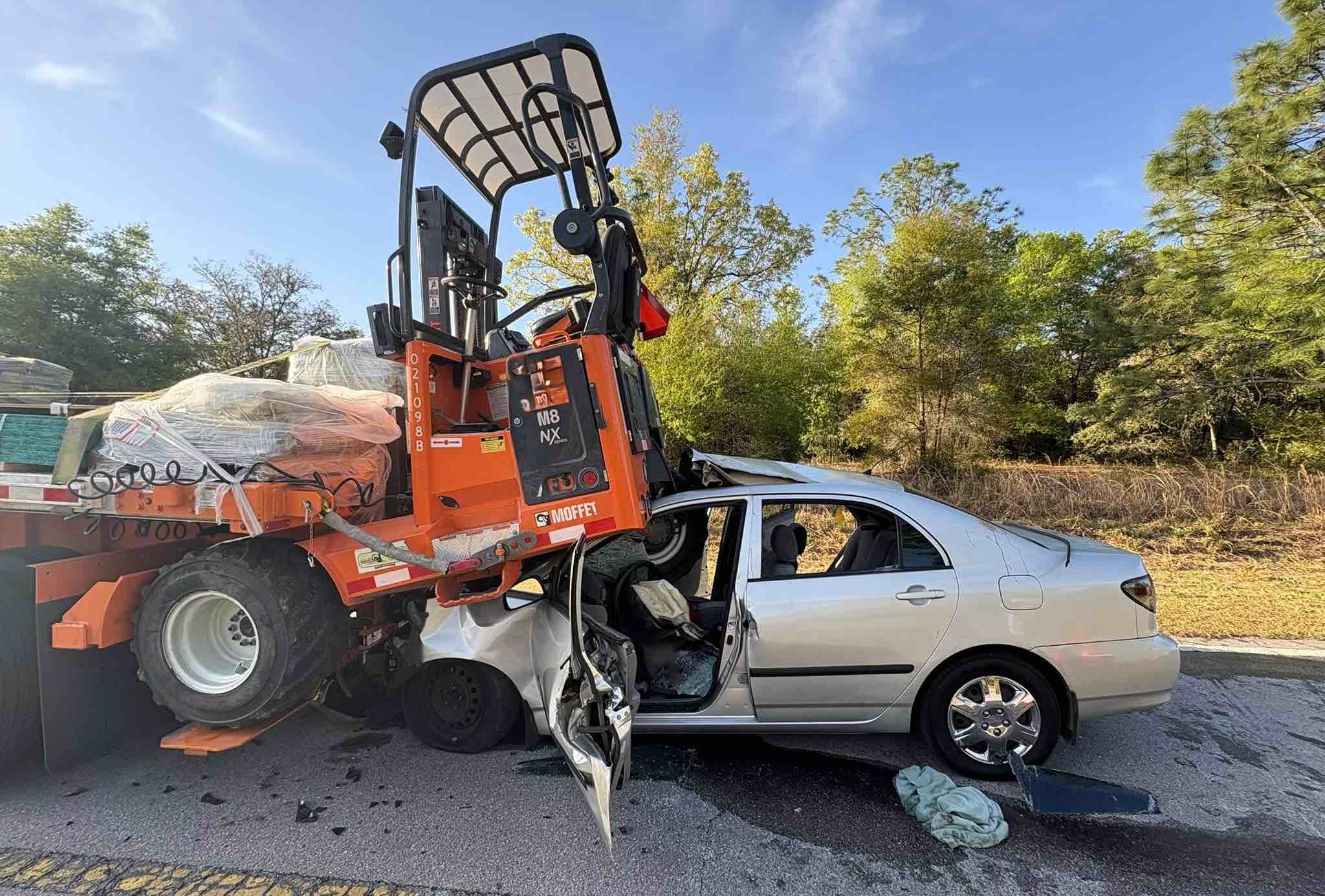 3 injured after Marion crash causes entrapment - Ocala-News.com