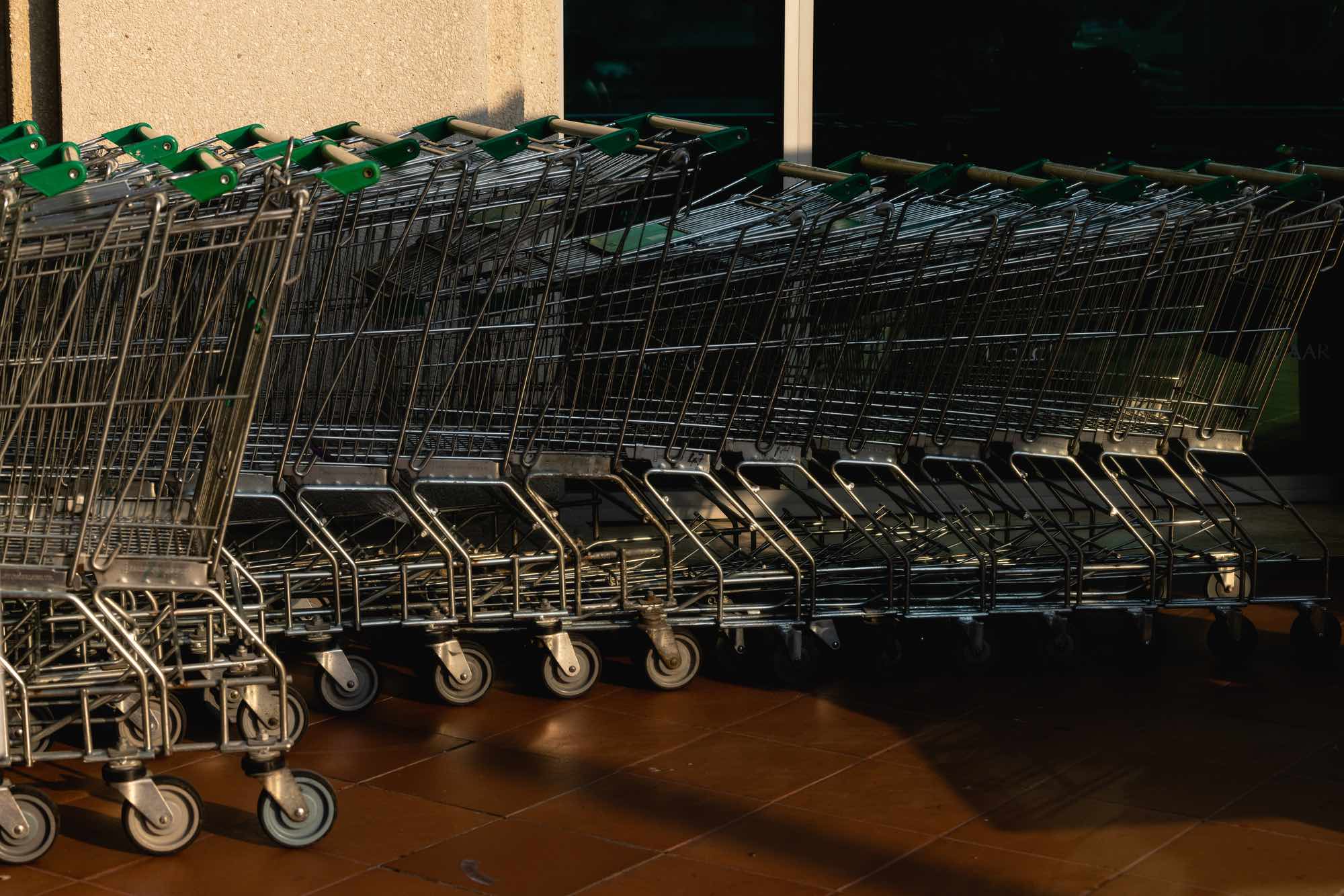 Elderly man accuses Ocala Publix employee of striking him with cart ...