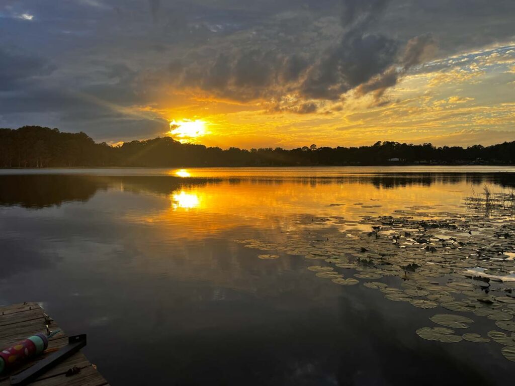 Beautiful sunset over Lake Hernando - Ocala-News.com