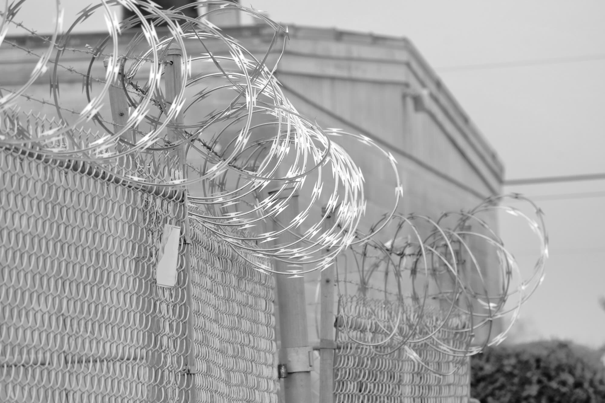 Single mother of 5 asking forgiveness of $3,659 prison lien from 25-day ...