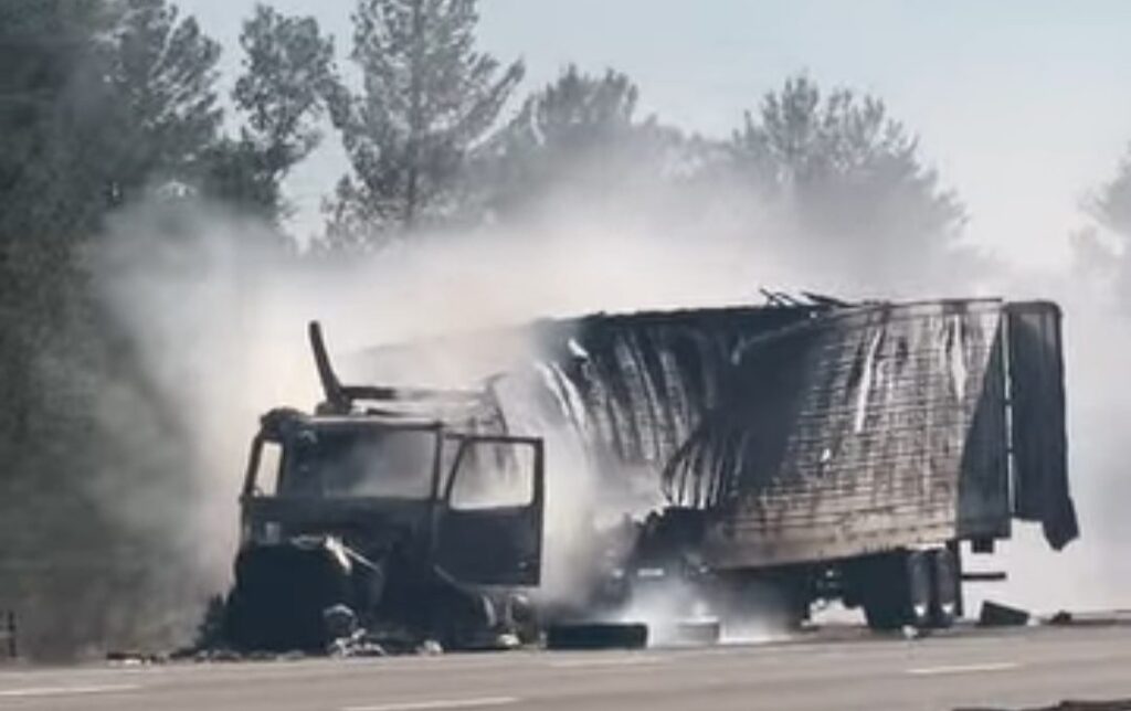 Heavy traffic after semi-truck catches fire on I-75 in Marion County ...