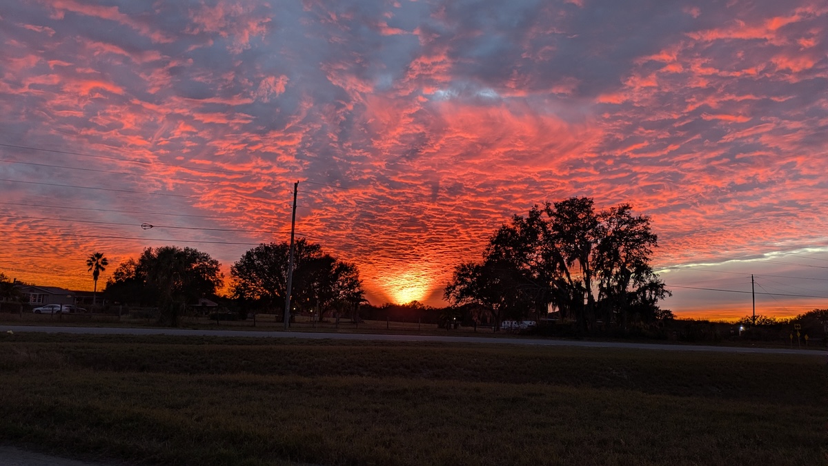 Distinctive sunset in South Marion County - Ocala-News.com