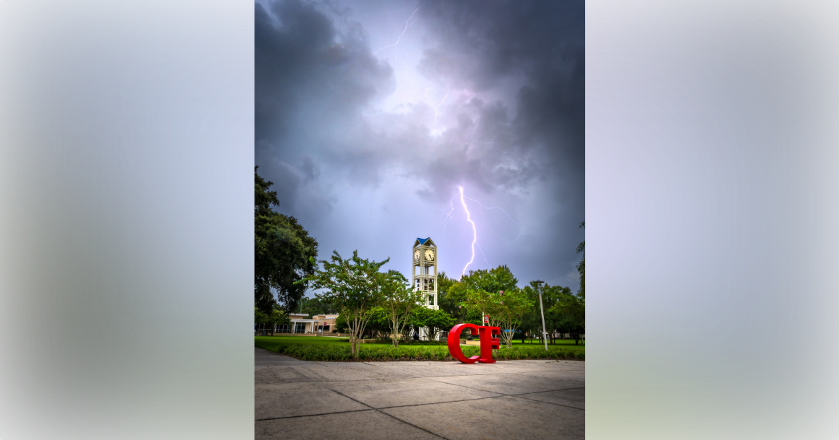 Lightning strikes over the College of Central Florida - Ocala-News.com