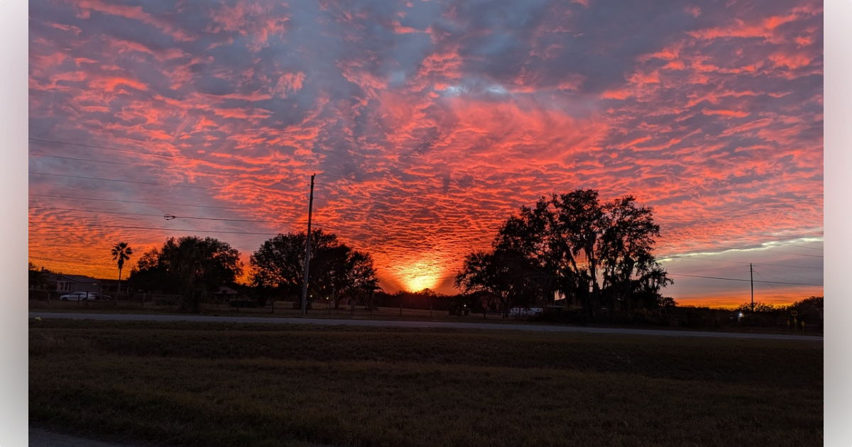 Distinctive sunset in South Marion County - Ocala-News.com
