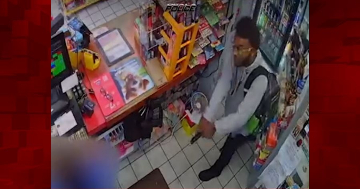 VIDEO: Suspect tased at golf course after robbing convenience store ...