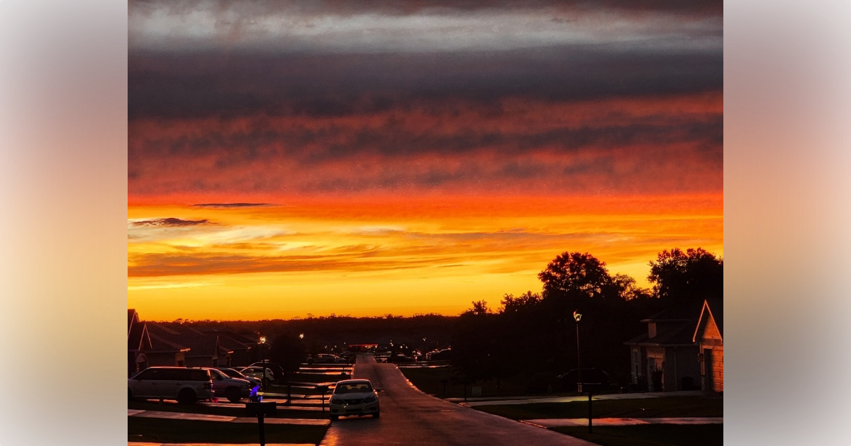 Vibrant sunset seen from Summercrest neighborhood - Ocala-News.com